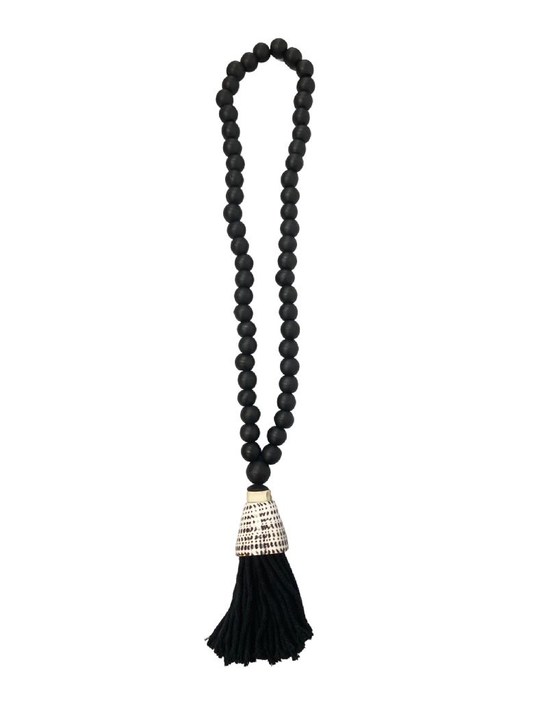 Black Beaded Seashell Tassel – Elburne